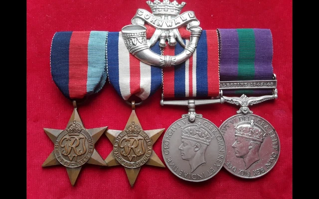 WW2 MEDAL GROUP & General Service Medal Palestine Dcli & Lincolnshire ...