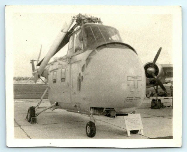 S-55 WHIRLWIND HELECOPTER ROYAL NAVY Sikorsky PHOTOGRAPH 3 BY 3.5 inch ...