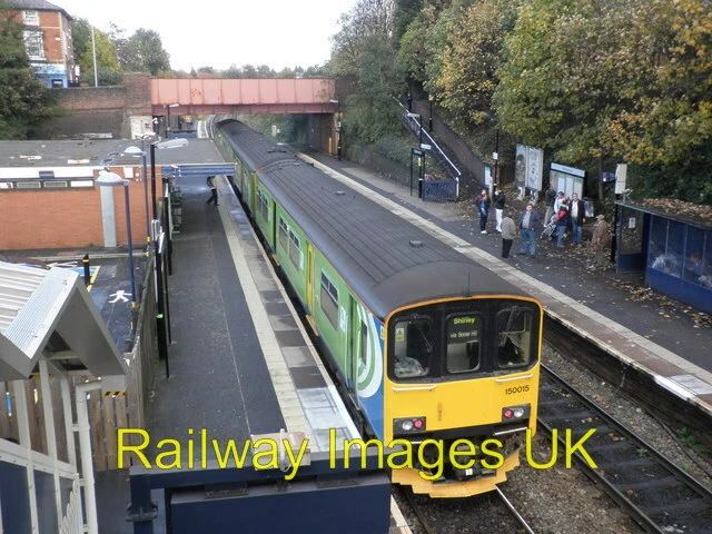 RAILWAY PHOTO CLASS 150 DMU The main line railway at Kidderminster ...