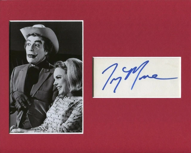TERRY MOORE BATMAN Villain Sexy Signed Autograph Photo Display With ...