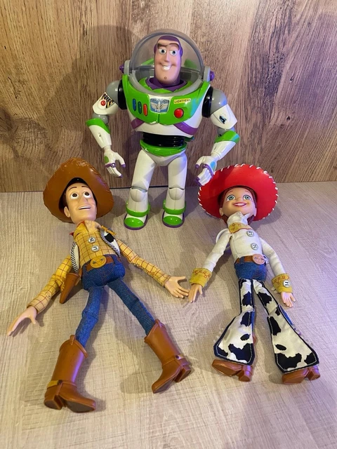 DISNEY PIXAR TOY Story Bundle Talking Woody, Jessie and buzz lightyear ...