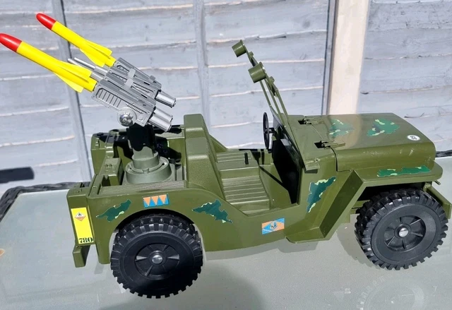 VINTAGE ACTION MAN Cherilea Jeep Rocket Launcher Spotlights VAM £39.99 ...