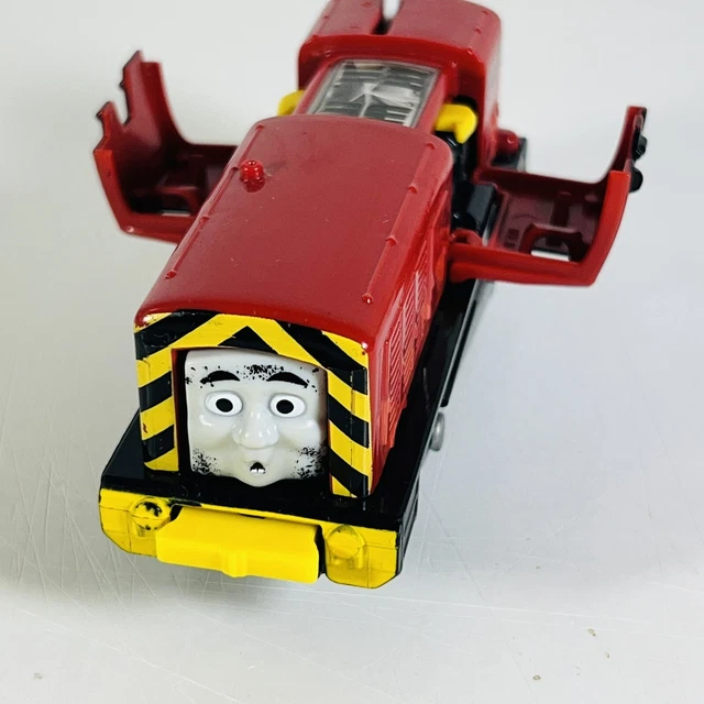 THOMAS THE TRAIN Salty Crash Repair Trackmaster Motorized Tested 2013 ...