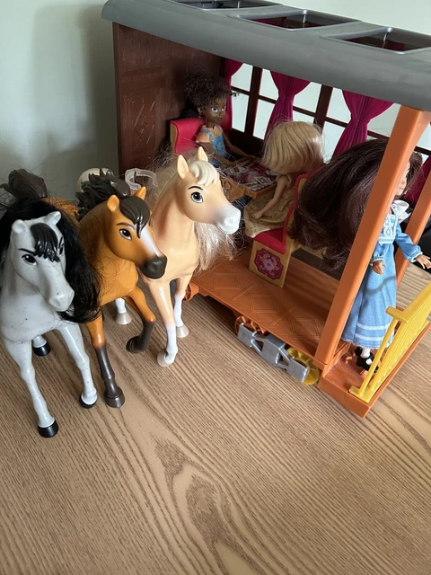 DREAMWORKS SPIRIT RIDING free Train and Dolls bundle £25.00 - PicClick UK