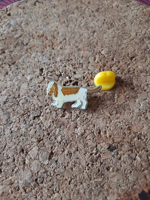PIN'S CHIEN DOG Toutou Chasse Nature Animal Bicolore - Pin Pins Badge ...