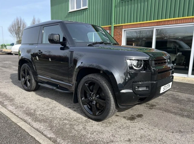 2022 LAND ROVER Defender 90 HARD TOP D300 X-DYNAMIC HSE Panel Van ...