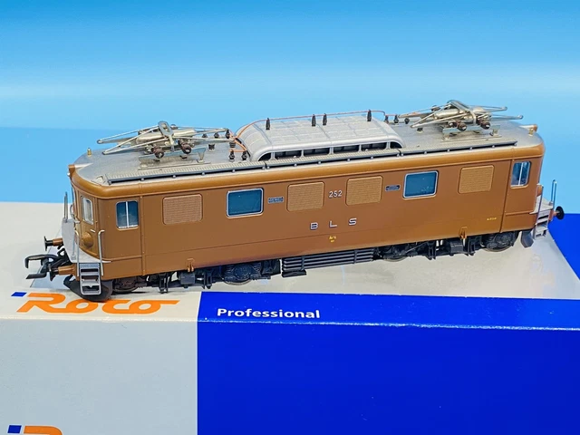 ROCO HO GAUGE 63883 Bls 252 Electric Loco Boxed ! £129.95 - PicClick UK