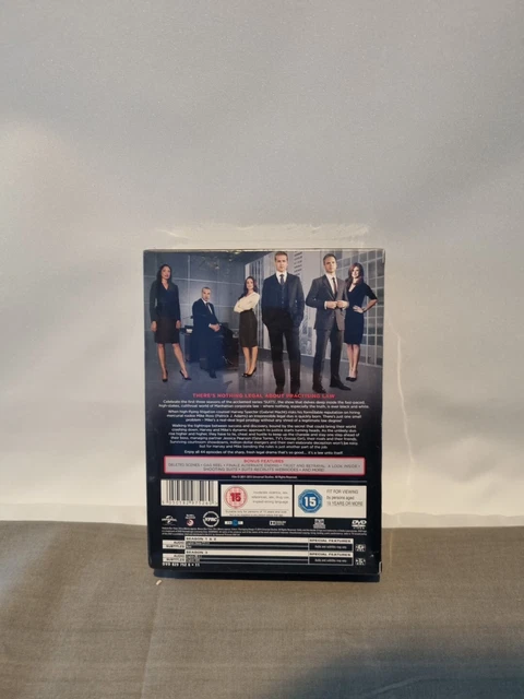 SUITS - SERIES 1-3 - Complete (Box Set) (DVD, 2014) EUR 14,09 - PicClick IT