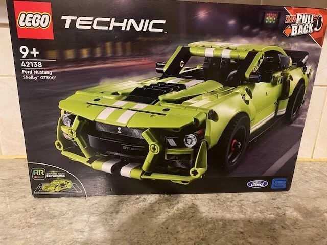 LEGO 42138 TECHNIC Ford Mustang Shelby GT500 Set, Pull Back Drag Toy ...