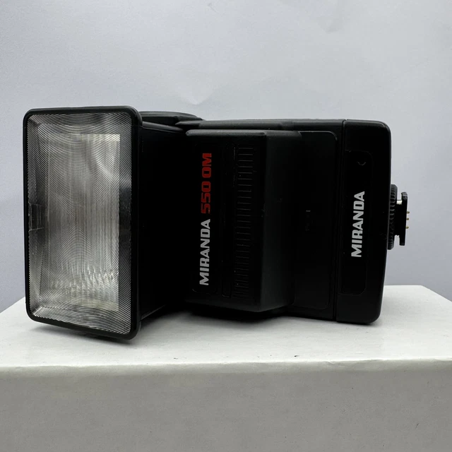 MIRANDA 550 OM Electronic Flash Auto in Olympus OM Range 35-85mm Zoom £ ...