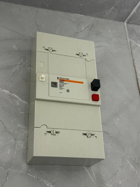 DISJONCTEUR DE BRANCHEMENT Merlin Gerin Différentiel 500 DB90 4P 30/50A ...