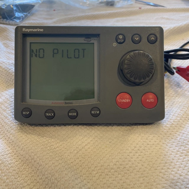 RAYMARINE ST8002 SMARTPILOT Auto Pilot Control Head Unit E12121 $384.06 ...