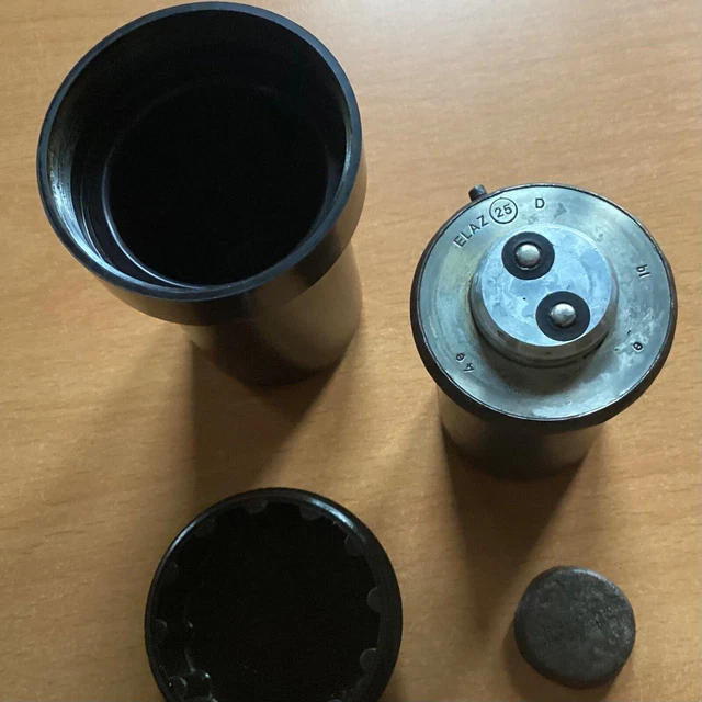 ORIGINAL RELIC WWII German Luftwaffe Elaz (25) D + Container £68.00 ...