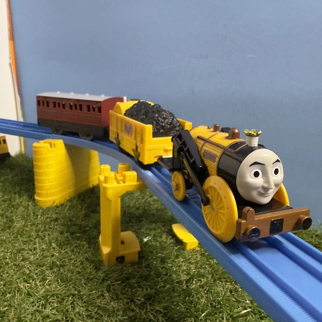 TOMY PLARAIL TRACKMASTER Stephen Thomas The Tank Engine Used £21.95 ...