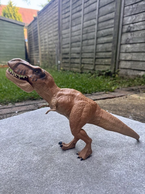 JURASSIC WORLD TYRANNOSAURUS REX Chomping Action - 16" - T-Rex - Hasbro ...