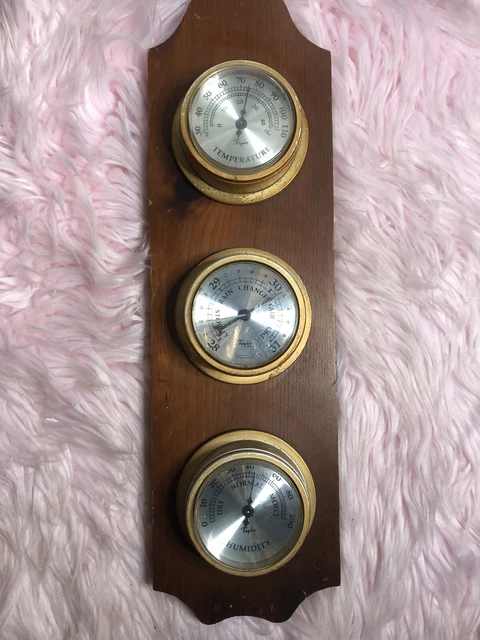 VINTAGE WEATHER STATION Barometer Thermometer humidity wooden wall ...
