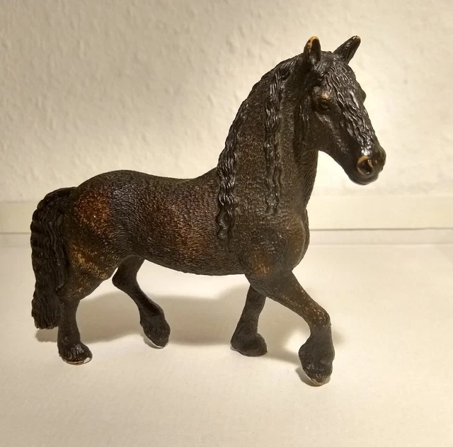 SCHLEICH FRIESEN HENGST 13667 Pferd Sammlung Farm Life Horse Club ...