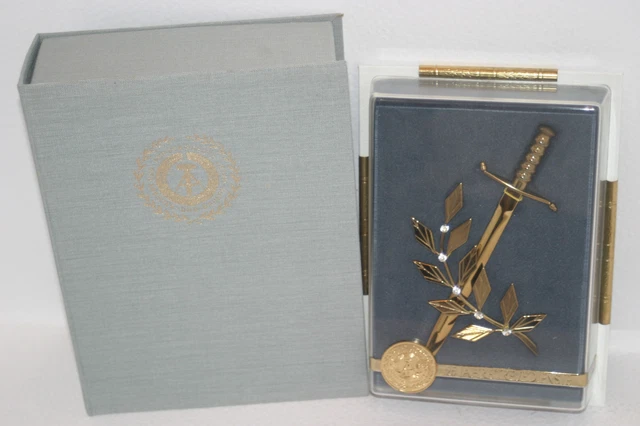 HONORARY GIFT 25 years loyalty services service badge NVA GDR dagger in ...