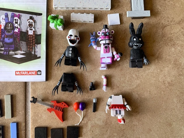 FNAF FIVE NIGHTS At Freddy's McFarlane Paper Pals Set + Figures ...