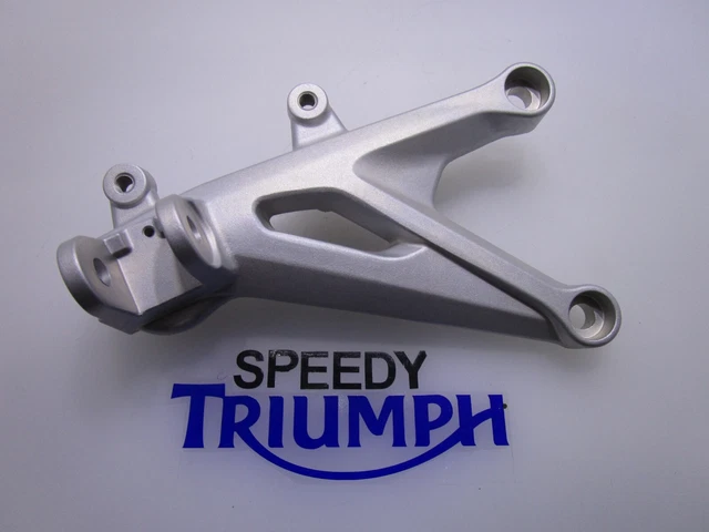 TRIUMPH SPEED TRIPLE 1200 Rr Right Hand Control Plate T2082594 £76.99 ...