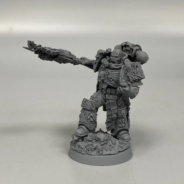 FORGE WORLD EREBUS Word Bearers Chaos Warhammer 40,000 30K Chaplain ...