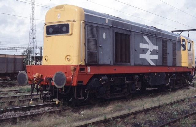 35MM SLIDE BR British Railways Diesel Loco Class 20 20227 1992 £2.00 ...