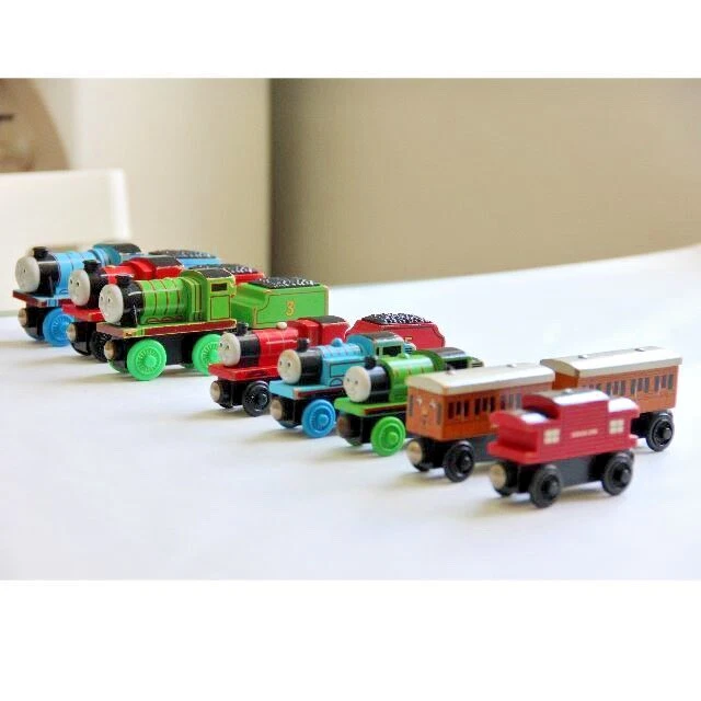 WOODEN THOMAS THE tank engine trains duck toad and scruffey EUR 25,64 ...