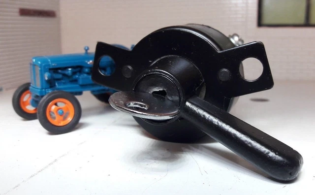 FORDSON SUPER DEXTA Power Major Tractor Lucas Type Ignition Light ...