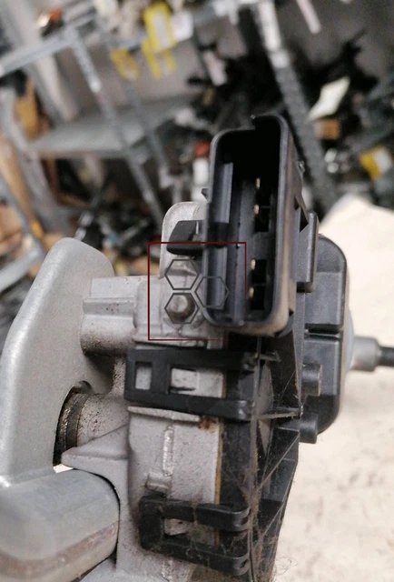 9673222580 MOTEUR ESSUIE-GLACE av pour PEUGEOT 208 PureTech 68 Ber ...