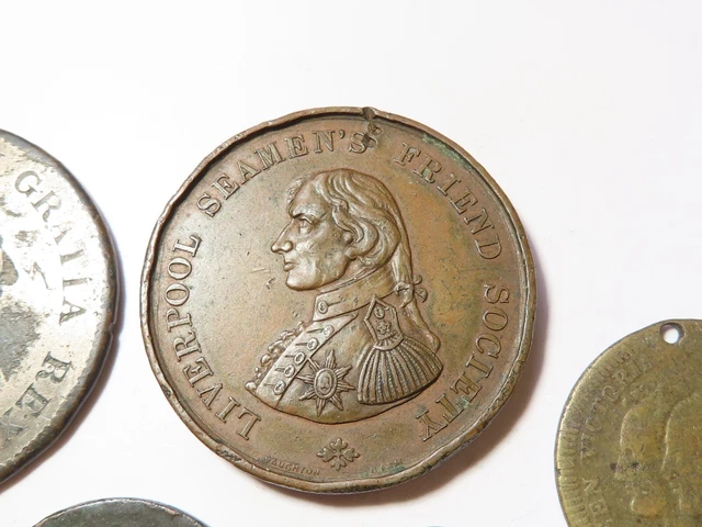 GB TOKENS/MEDALS 17TH - 19th Century (7) EUR 31,52 - PicClick IT