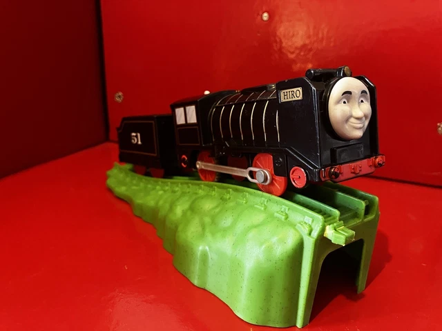 HIRO & TENDER Trackmaster Revolution Motorised Train Thomas & Friends £ ...