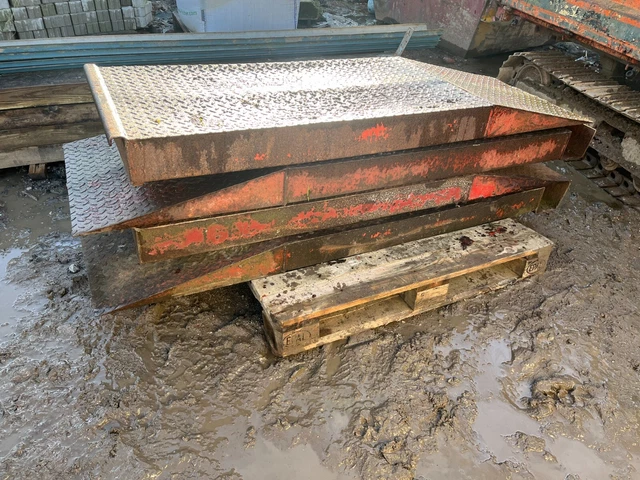 ROAD CROSSOVER RAMPS Umbilical Slurry Spreader Pipe System Will Take 5 ...