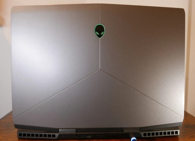 ALIENWARE M15 GAMING Laptop i7 2.20GHz | GTX 1060 | 32GB RAM | 1TB HDD+ ...
