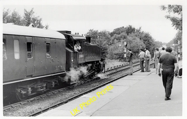 PHOTO RAILWAY EX SR Tank Engine 30064 at Sheffield Park £5.00 - PicClick UK