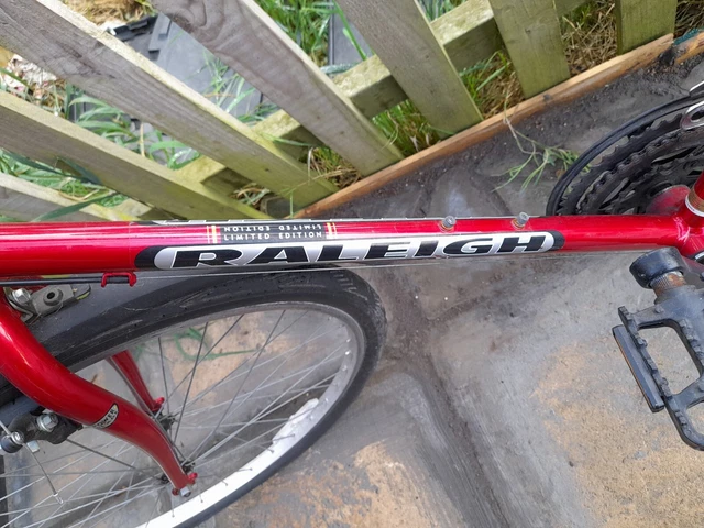 RALEIGH QUASAR LIMITED edition road bike. twist grip gears, 15 spd 26 ...