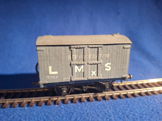EX- LNWR REFRIGERATOR Van Lms Livery Oo Gauge £39.99 - PicClick UK
