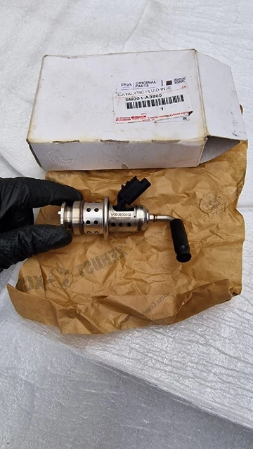 GENUINE NEW ADBLUE Dosing Module Urea Injector PSA Opel 3639968 ...