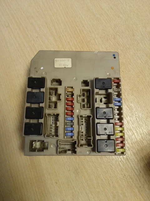 RENAULT CLIO MK3 Modus Under Bonnet Fuse Box - 902663A £49.99 - PicClick UK