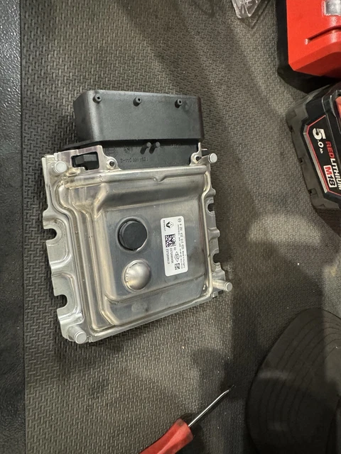 RENAULT VAUXHALL NISSAN Adblue ECU Trafic/Traffic/Master/Vivaro ...