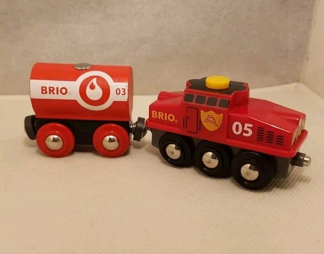 BRIO 33236 - Rangierlok mit Entkuppelfunktion + Waggon - Zubehör ...
