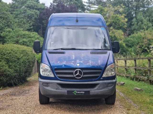 2011 MERCEDES-BENZ SPRINTER 3.5t Van PANEL VAN **SPARE OR REPAIR** £999 ...