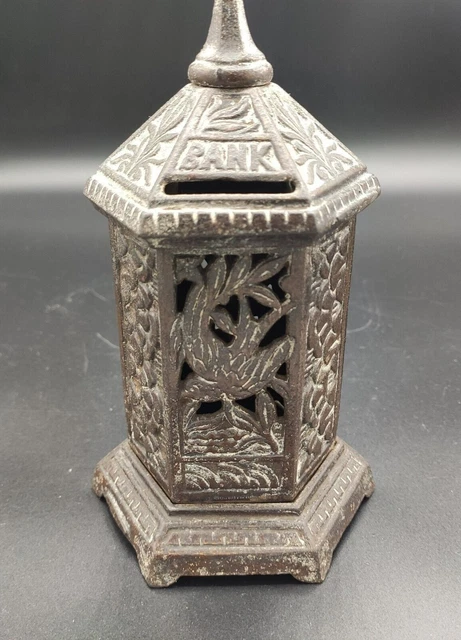 VICTORIAN CHAMBERLAIN AND Hill Cast Iron Money Box £64.99 - PicClick UK