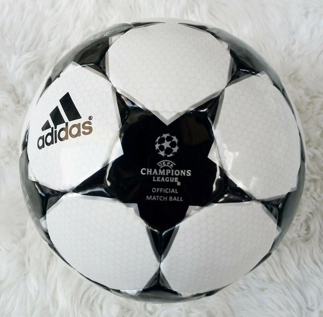 *ADIDAS UEFA CHAMPIONS League Finale Soccer Ball | FIFA 2003* EUR 49,99 ...
