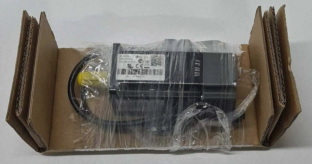 SERVOTRONIX SERVOMOTOR ENCODER 173D042001027 P2-06B23025M30D 6000 U/min ...