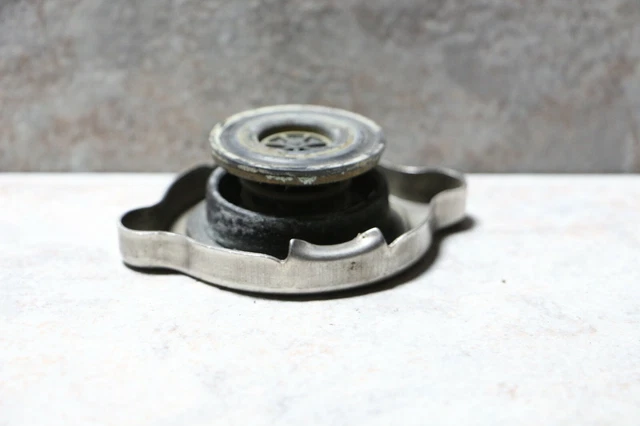 ORIGINAL MERCEDES W124 W202 le Vase Bouchon de Remplissage A1245000406 ...