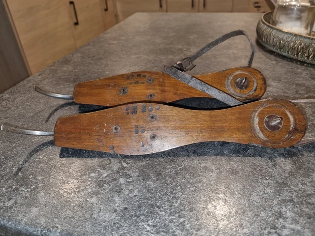 RARE ANTIQUE MILITARY WW1 (crows foot) Speed or Fen ice skates by James ...