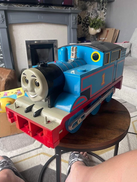 TOMY PLARAIL Thomas & Friends Classic Big Thomas Locomotive Railway ...