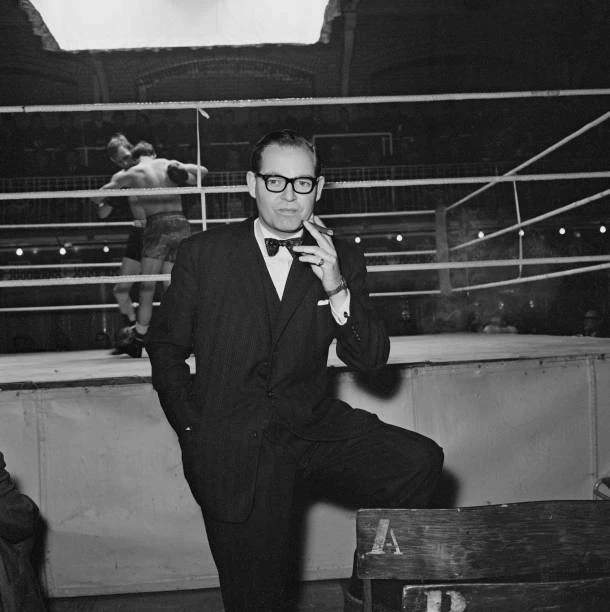 BRITISH BOXING PROMOTER Mike Barrett Posed Smoking A Cigar 1963 OLD ...