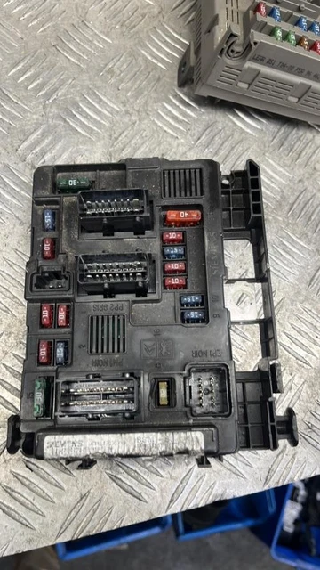 BOITIER SERVITUDE MOTEUR (BSM) CITROEN C5 1 PHASE 1 EUR 65,00 - PicClick FR