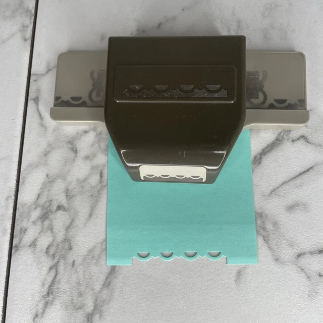 STAMPIN UP SCALLOPED EDGE TRIM BORDER Paper Punch B2 $16.60 - PicClick CA